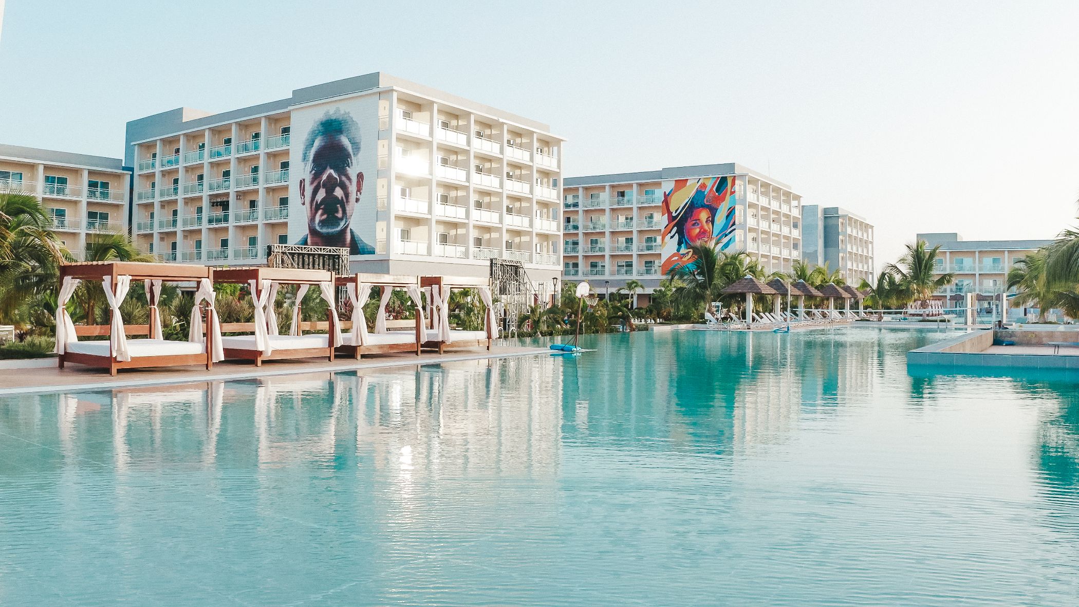 [OFFICIAL®] The One Gallery Resort Hotel | Cayo Santa Maria | Gaviota ...